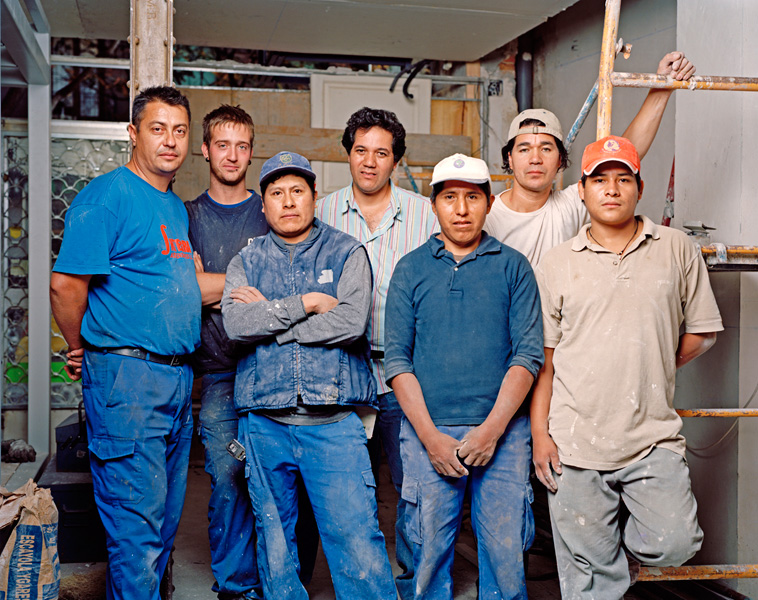 La patronal promoverá peleas de obreros con apuestas | Rokambol